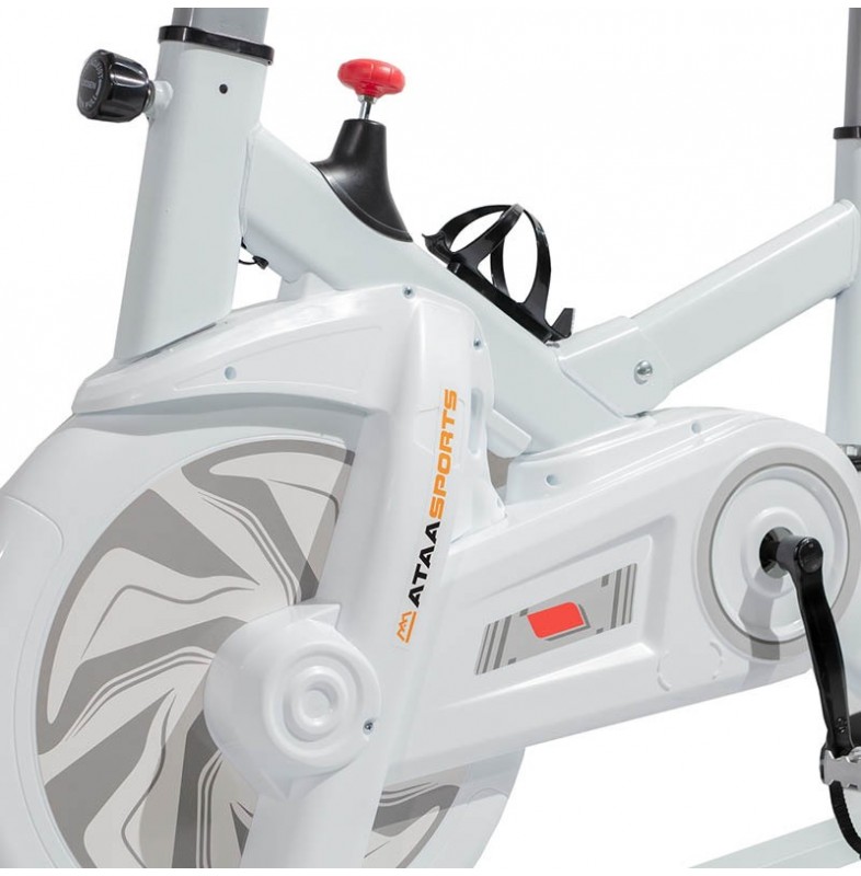La bici da spinning indoor ATAA Power 300 è progettata per ...